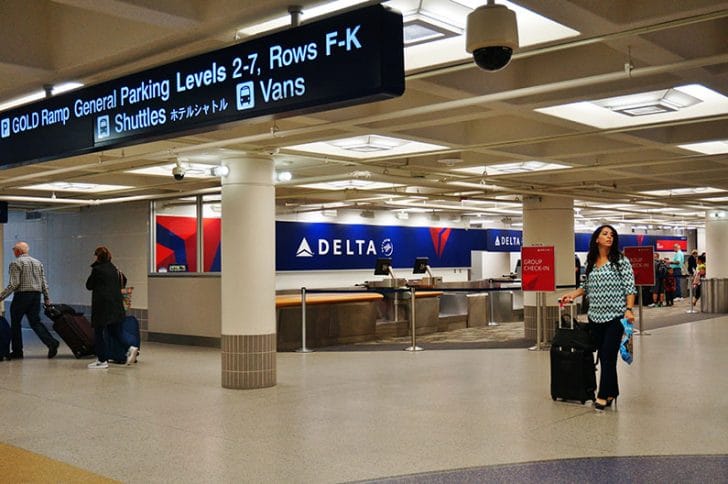Alaska vs Delta: Full Airline Comparison (Seats Included)